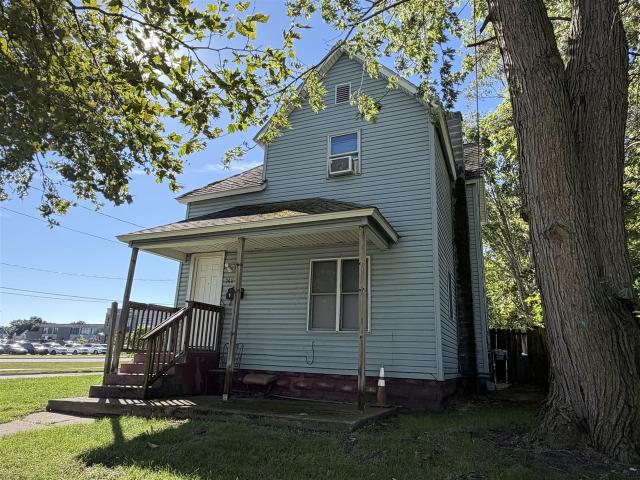 746 Jackson Street