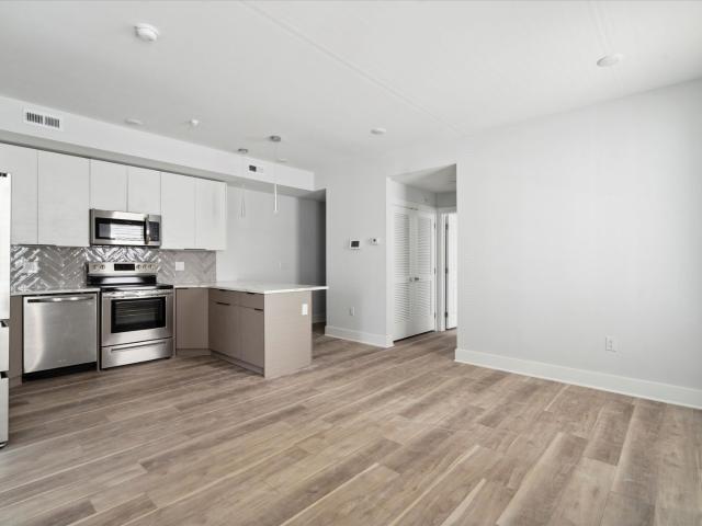 746 N 40TH ST Philadelphia, PA 19104
