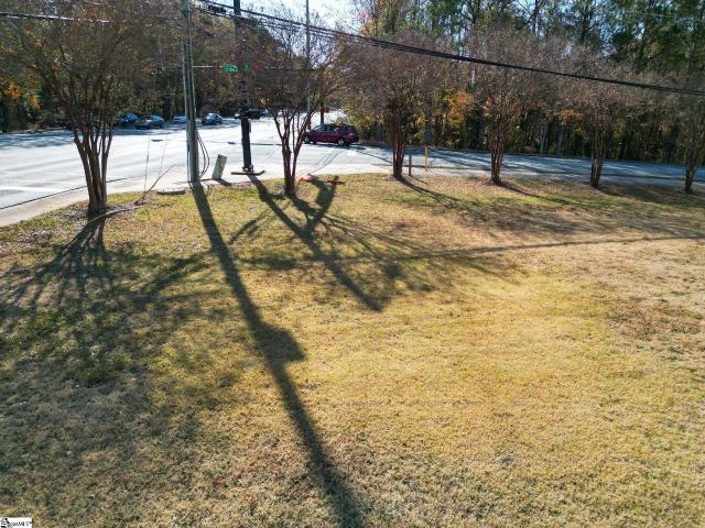 746 S Pleasantburg Drive