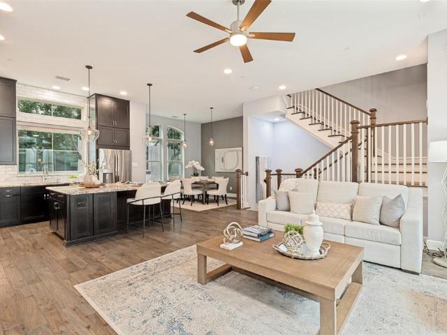 746 Spanish Oaks Place