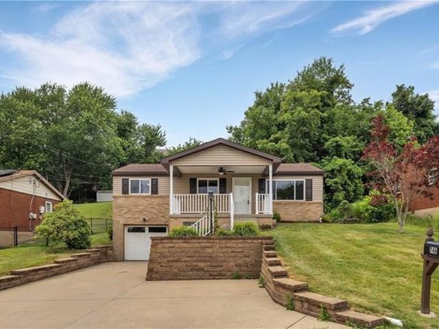 746 Providence Dr, Pittsburgh, PA 15239