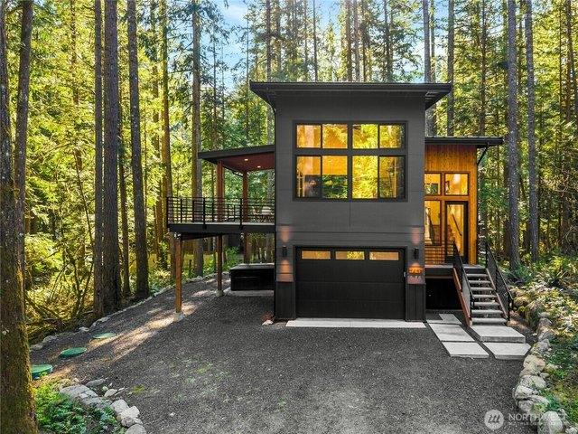 7475 Canyon View Dr, Deming, WA 98244