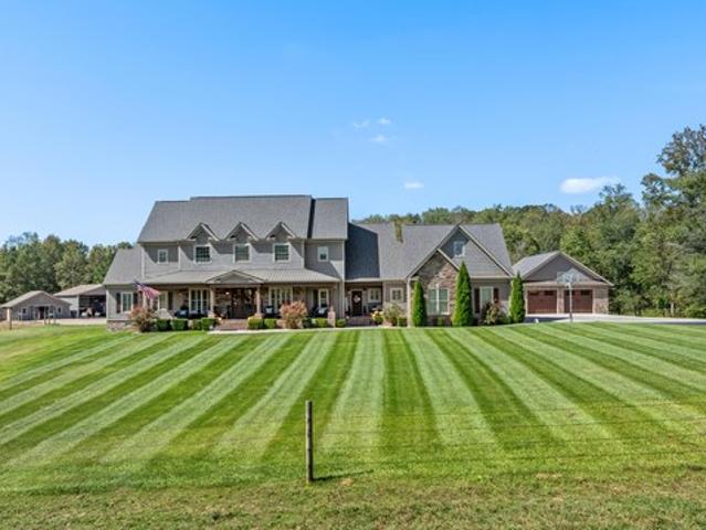 7475 Pine Grove Providence Rd, Loudon, TN 37774