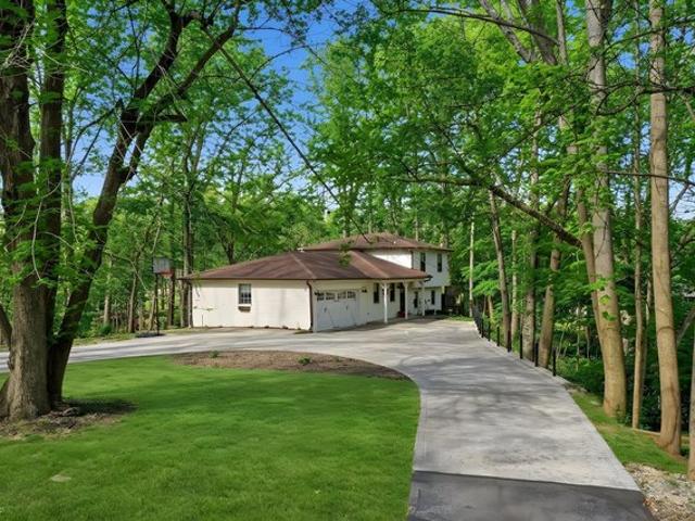 7476 S Susan Ln, Trafalgar, IN 46181