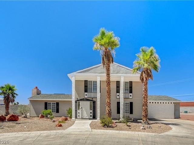 7477 Ullom Dr, Las Vegas, NV 89139