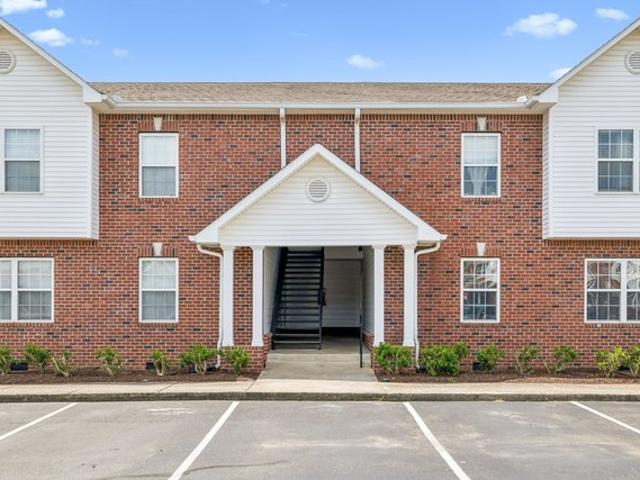 7470 Charlotte Pike Apt 102, Nashville, TN 37209