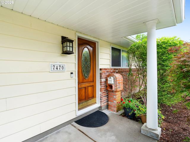 7470 sw hillcrest pl