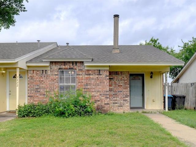 7470 Tiffany Meadows Ln, Fort Worth, TX 76140