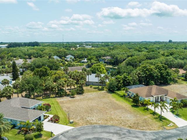7470 36th Ct, Vero Beach, FL 32967 | MLS #293934 | Compass