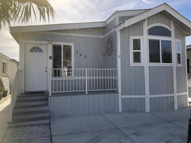 74711 Dillon Rd Spc 742, Desert Hot Springs, CA 92241
