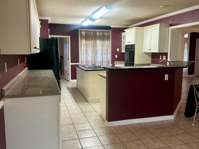 7472 Alphaba Road