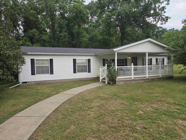 7472 Stogsdill Rd, Bloomington, IN 47404