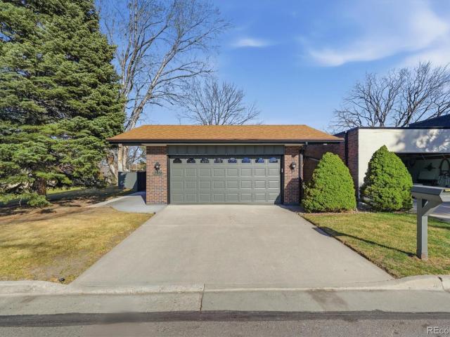 7472 W Cedar Cir, Lakewood, CO 80226 | Compass