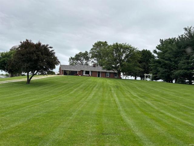 747 E Lewellen Road
