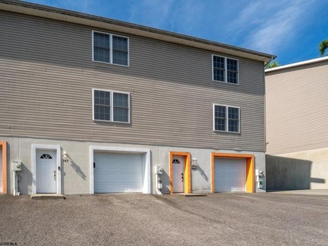 747 Erow Ave, Morgantown, WV 26505