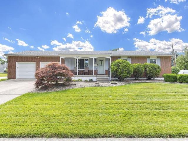 747 Hunt Valley Dr, Reynoldsburg, OH 43068