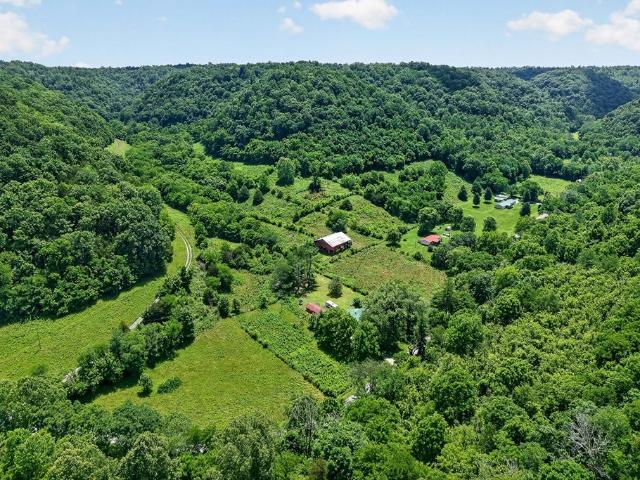 747 Hunting Creek Rd