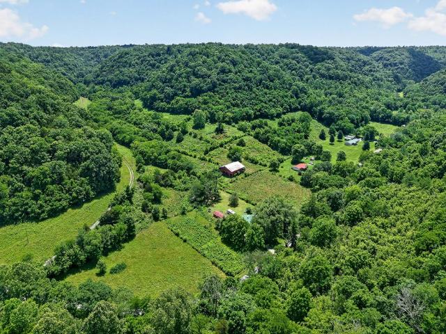 747 Hunting Creek Rd