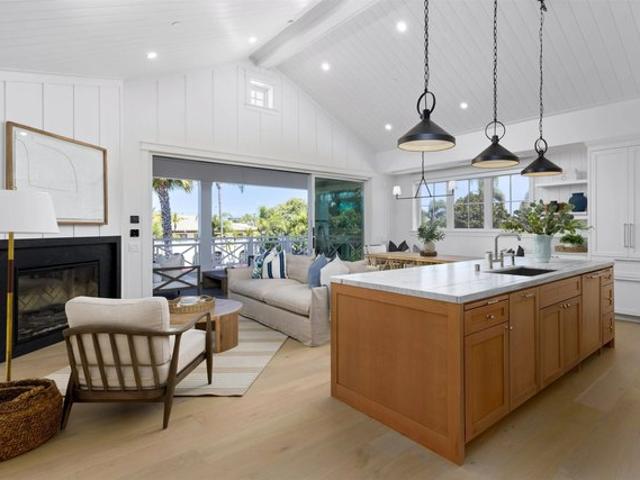 747 Orange Ave Unit 301, Coronado, CA 92118