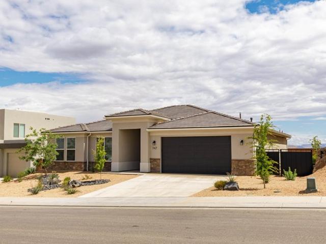 747 Mincio Dr, Saint George, UT 84770