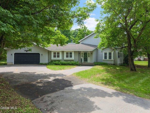747 New York # 146A, Clifton Park, NY 12065