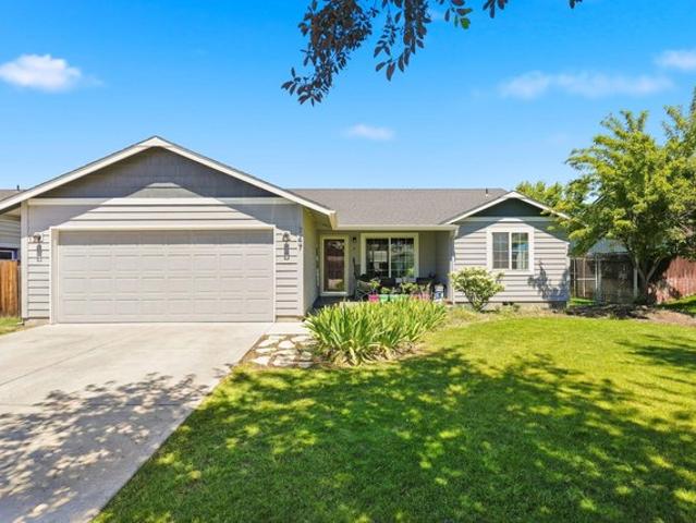 747 NE Black Bear St, Prineville, OR 97754