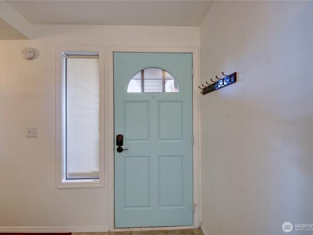 747 SE Bayshore Drive # 202