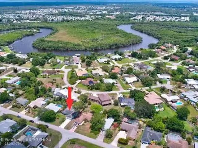747 SE Forgal St, Saint Lucie West, FL 34983 MLS F10442189