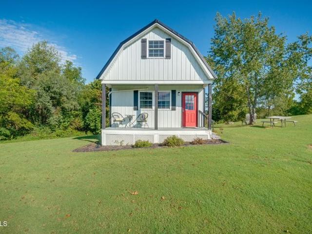 747 Sunnyside Loop, Greeneville, TN 37743