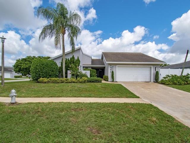7484 Malibu Cres, Boca Raton, FL 33433