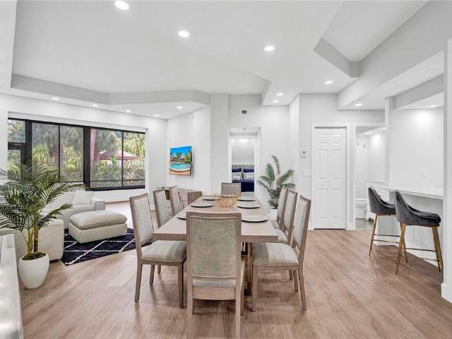 7484 La Paz Boulevard Unit 101, Boca Raton, US, FL