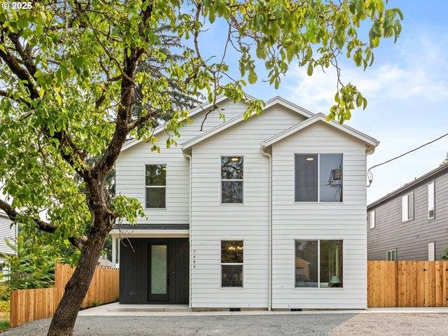 7484 SE 51st Ave, Portland, OR 97206
