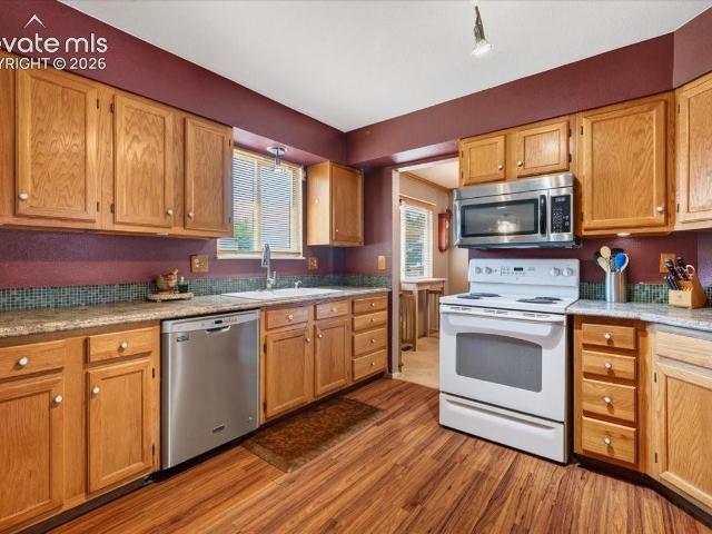 7485 Cottage Grove Court
