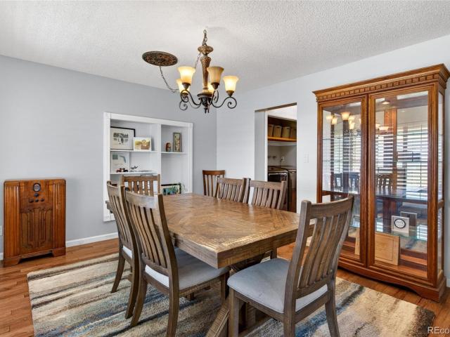 7485 Lakeshore Drive