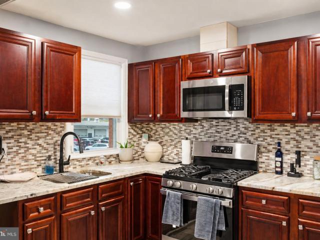 7487 Berkshire Rd, Baltimore, MD 21224 | MLS #MDBC2160