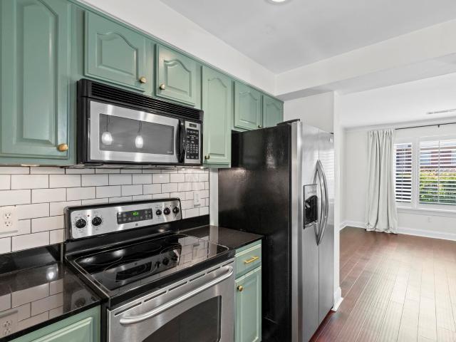 7487 germantown sq n