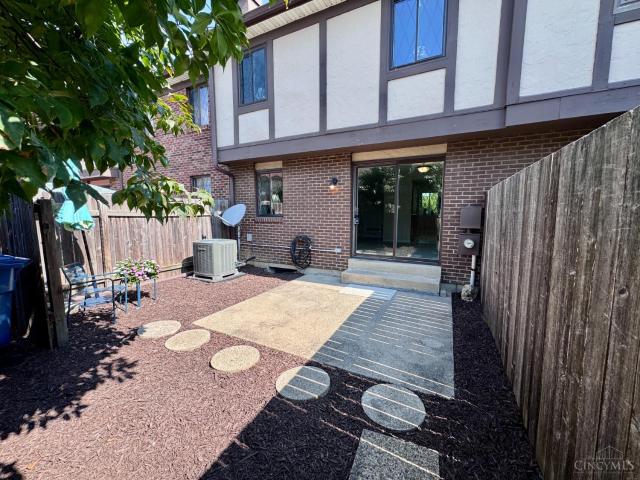 7488 Graystone Court