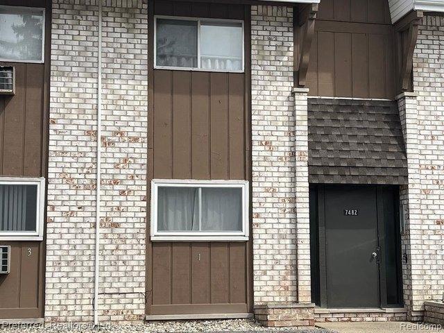 7482 Woodview St Apt 1, Westland, MI 48185