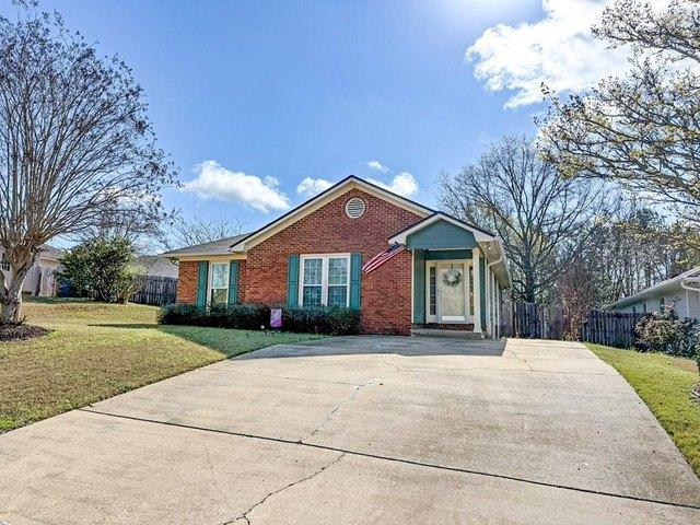 7483 Cardinal Landing Ct, Columbus, GA 31909