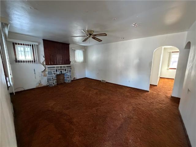 748 Caldwell Ave