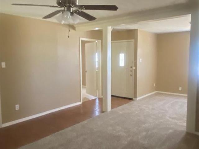 748 Chalk Hill Lane