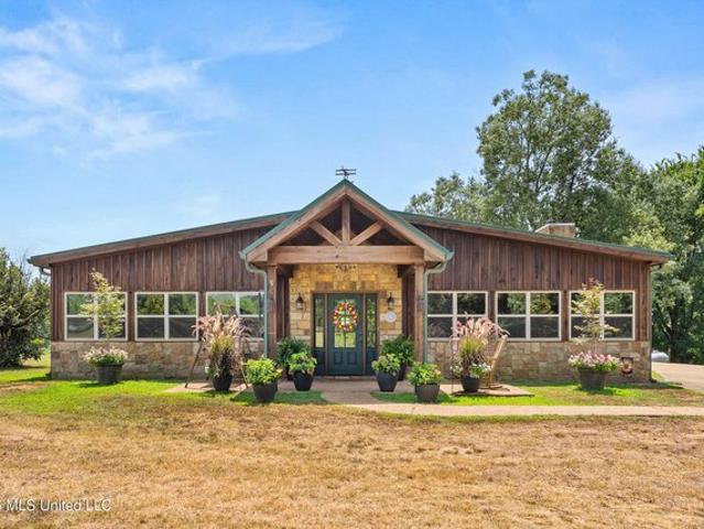 748 Bluegoose Rd, Sarah, MS 38665