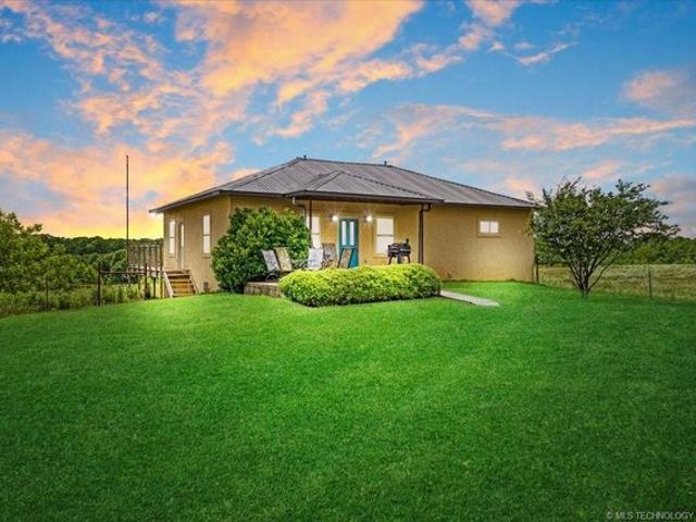 748 Bloomfield Rd, Hendrix, OK 74741
