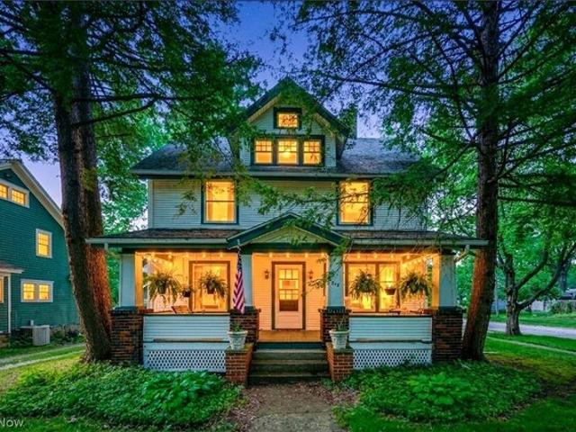 748 E Main St, Ravenna, OH 44266