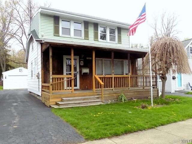 748 E Robinson St, North Tonawanda, NY 14120