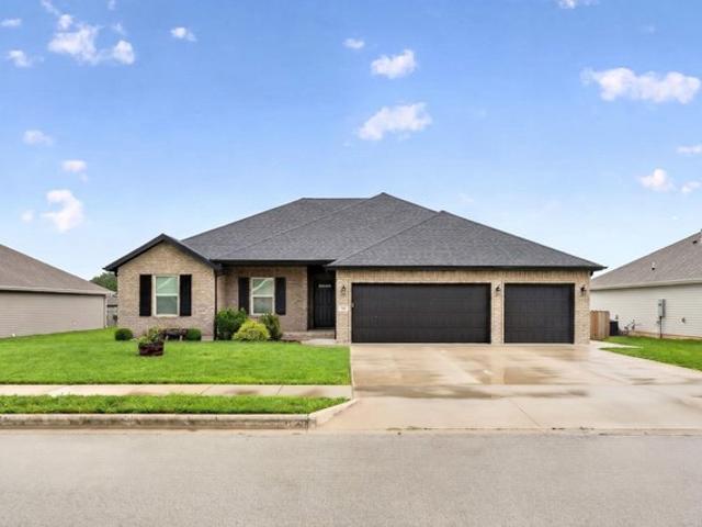748 N Century Ave, Republic, MO 65738