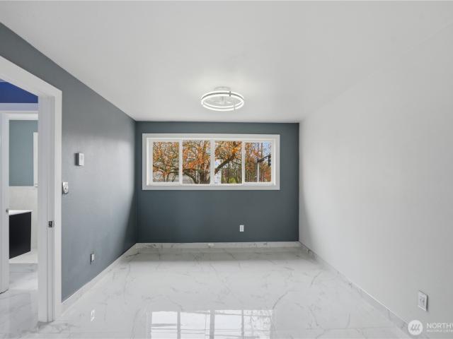748 S Cloverdale Street # 8