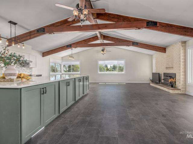 748 Pringle Road