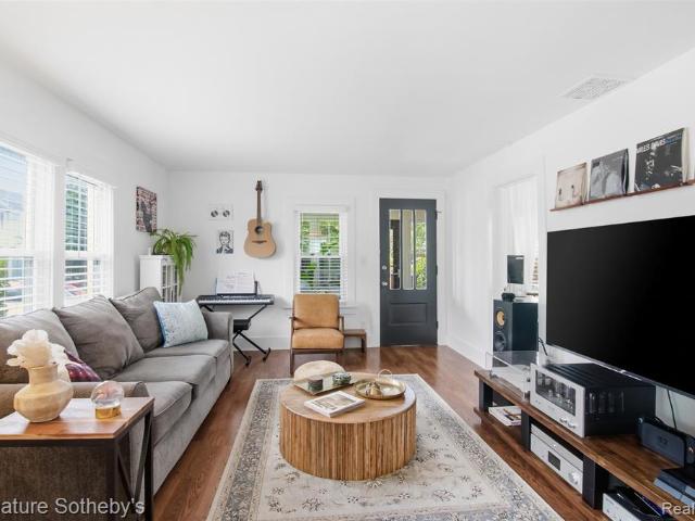 748 Ruffner Avenue