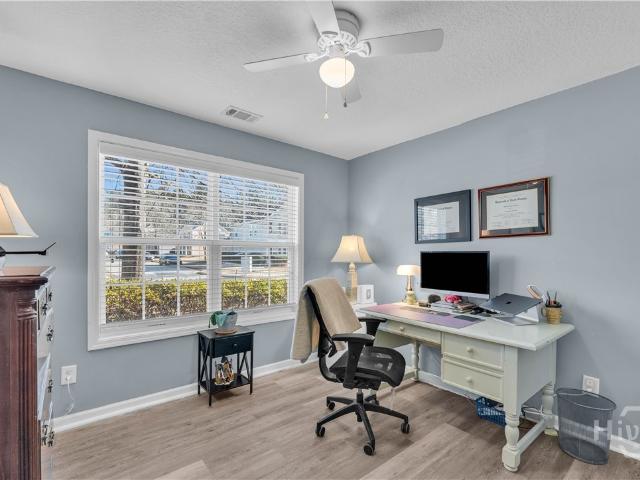 748 W Vincent Drive